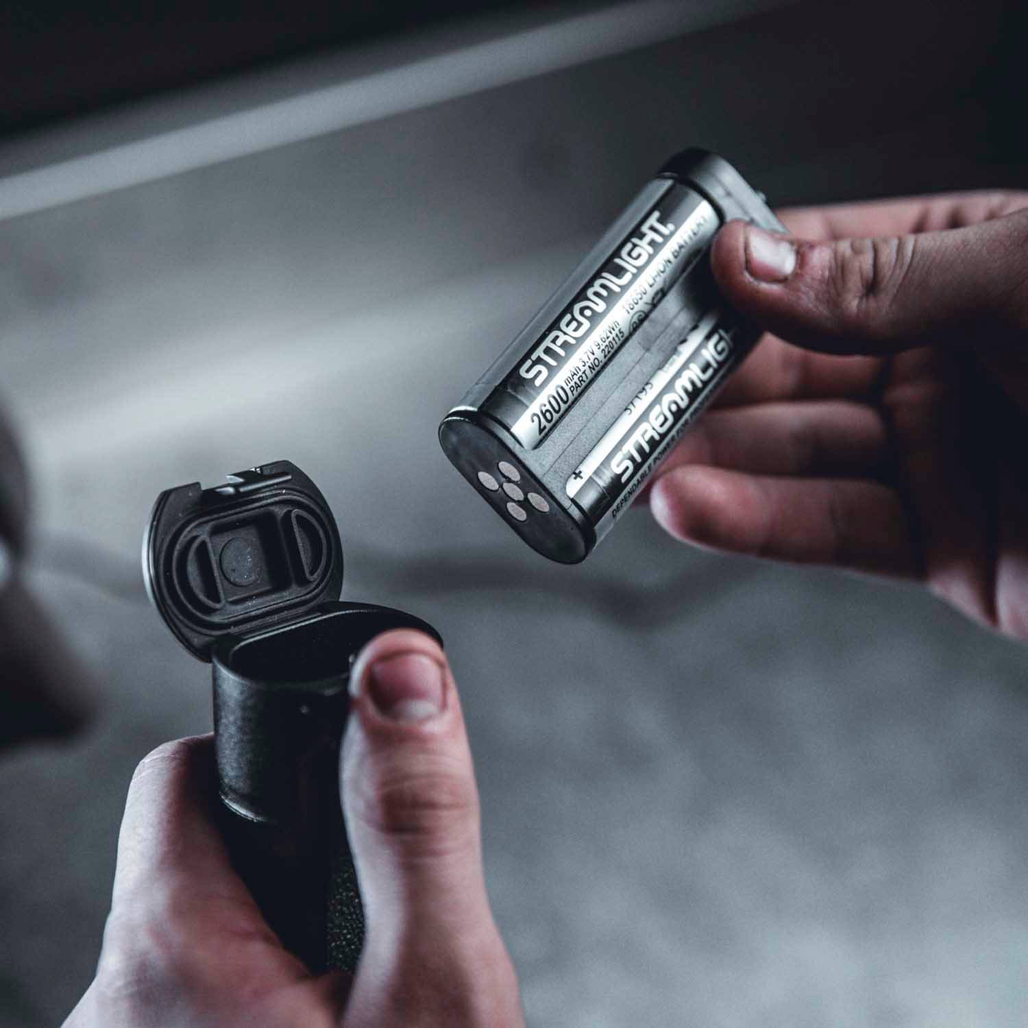 Streamlight Stinger 2020 LED Flashlight- Light Only