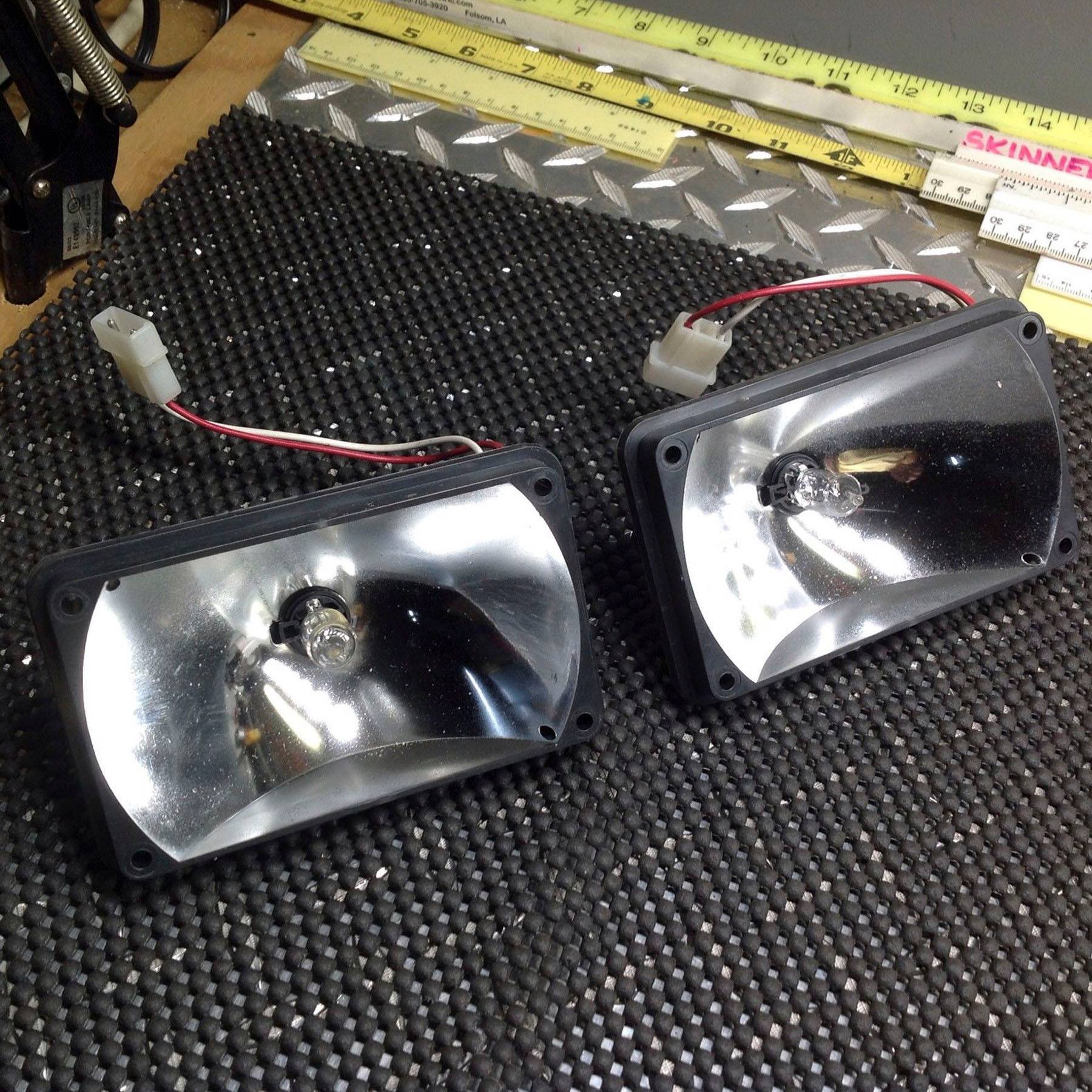 Whelen Whelen 9M Edge Lightbar 400 Series Halogen Take Down